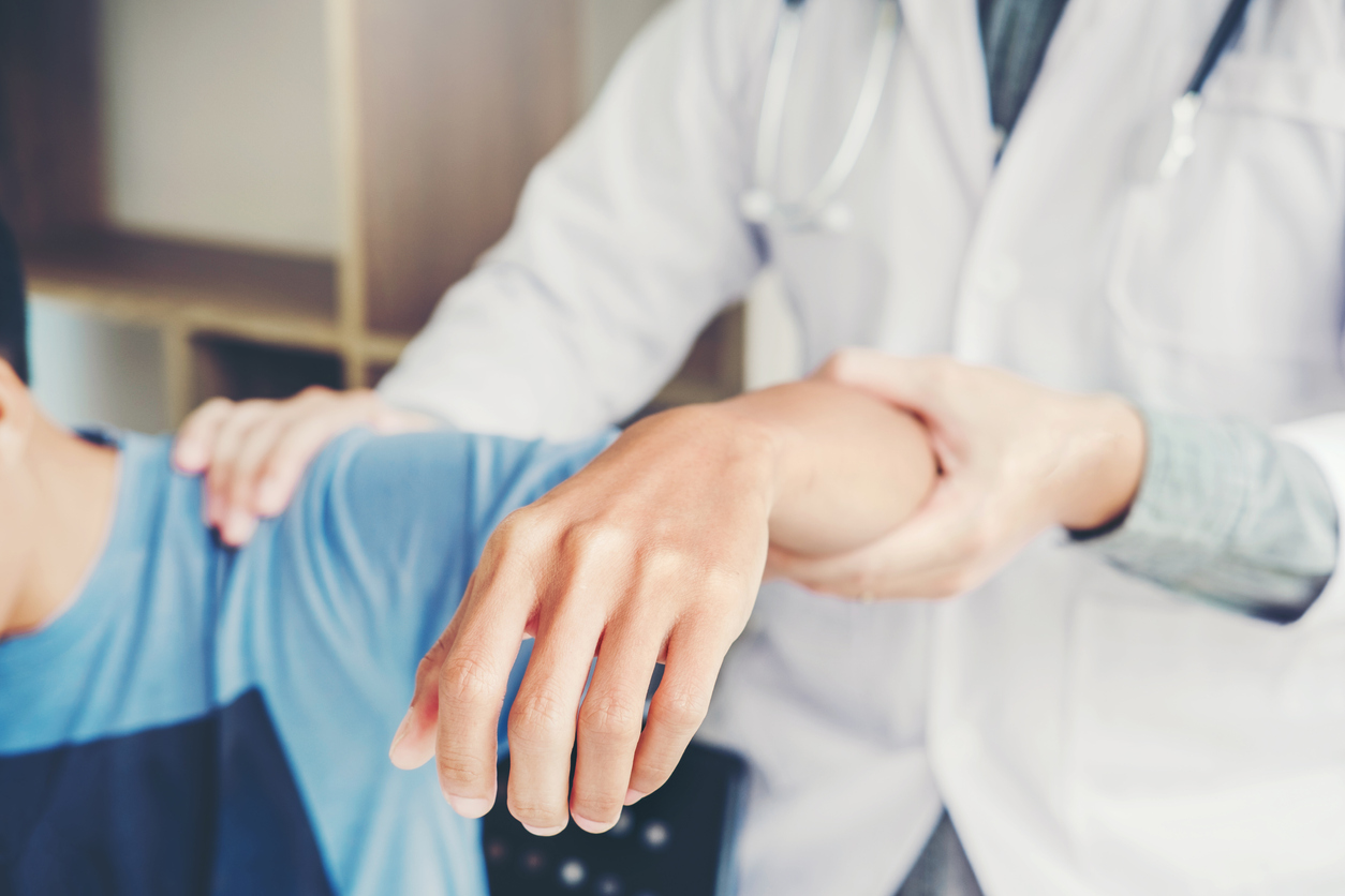 Drop Arm Test and Discovering Have Rotator Cuff Tears | Cawley Physical ...